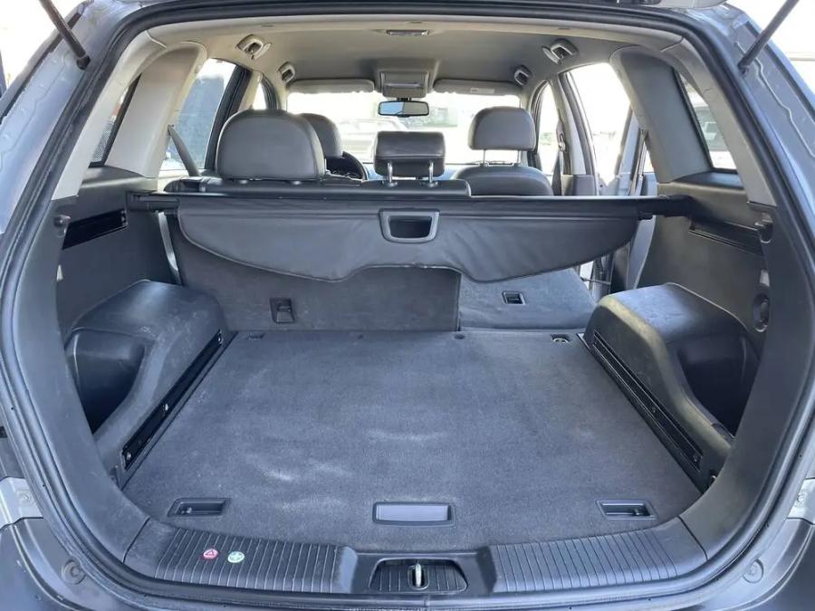 Grey Opel Antara 2008 in Talsi, with an engine capacity of 2.00 L and mileage of 277 thousand km for 3300 €, photo 6 on AUTOMOTO.COM.LV