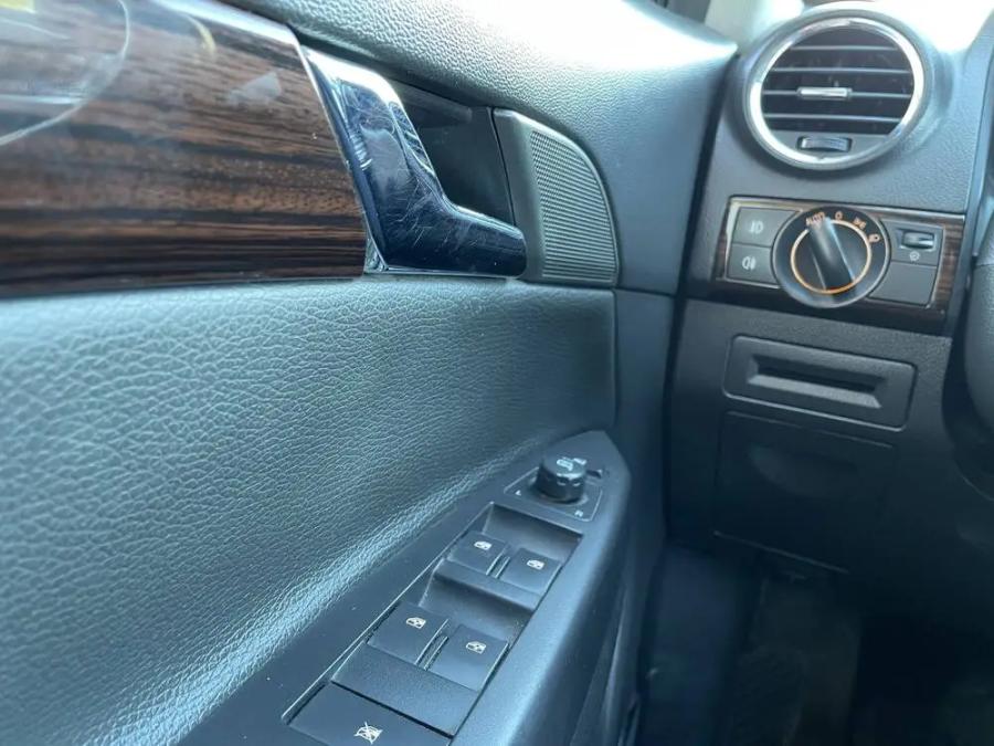 Grey Opel Antara 2008 in Talsi, with an engine capacity of 2.00 L and mileage of 277 thousand km for 3300 €, photo 14 on AUTOMOTO.COM.LV