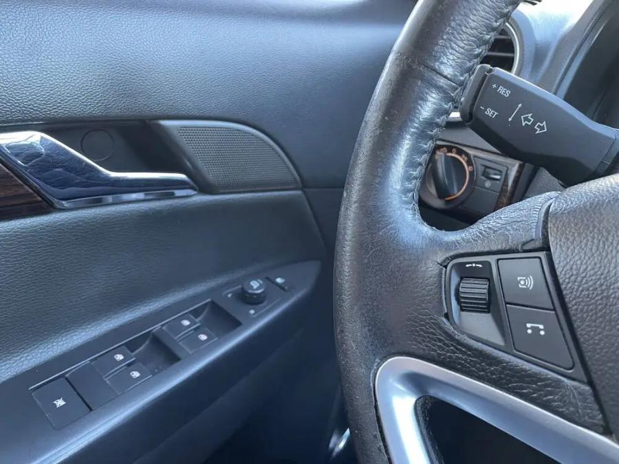 Grey Opel Antara 2008 in Talsi, with an engine capacity of 2.00 L and mileage of 277 thousand km for 3300 €, photo 15 on AUTOMOTO.COM.LV