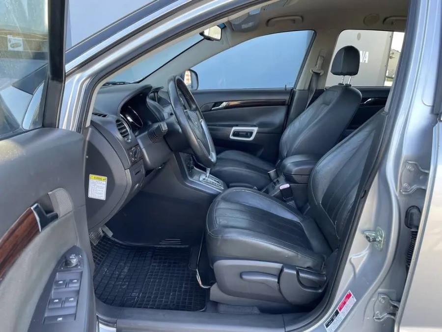 Grey Opel Antara 2008 in Talsi, with an engine capacity of 2.00 L and mileage of 277 thousand km for 3300 €, photo 22 on AUTOMOTO.COM.LV