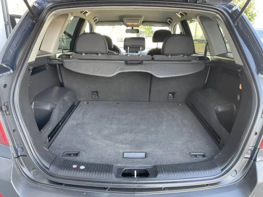 Pelēks Opel Antara 2008 Talsi, ar dzinēja tilpumu 2.00 L un nobraukumu 248 tūkst. km par 3300 €, foto 6 vietnē AUTOMOTO.COM.LV