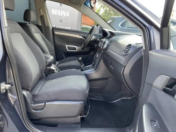 Grey Opel Antara 2008 in Talsi, with an engine capacity of 2.00 L and mileage of 248 thousand km for 3300 €, photo 9 on AUTOMOTO.COM.LV