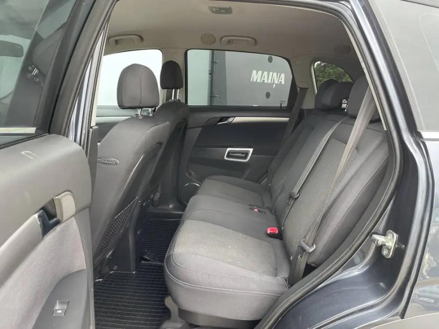 Pelēks Opel Antara 2008 Talsi, ar dzinēja tilpumu 2.00 L un nobraukumu 248 tūkst. km par 3300 €, foto 23 vietnē AUTOMOTO.COM.LV