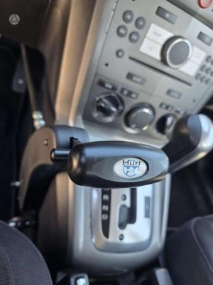 Pelēks Opel Antara 2008 Kauņa, ar dzinēja tilpumu 1.99 L un nobraukumu 188 tūkst. km par 3500 €, foto 19 vietnē AUTOMOTO.COM.LV