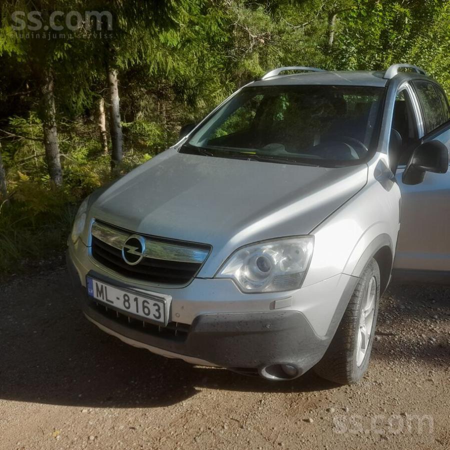 Grey Opel Antara 2008 in Talsi, with an engine capacity of 2.00 L and mileage of 287 thousand km for 3100 €, photo 1 on AUTOMOTO.COM.LV