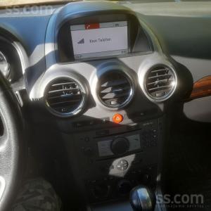 Grey Opel Antara 2008 in Talsi, with an engine capacity of 2.00 L and mileage of 287 thousand km for 3100 €, photo 5 on AUTOMOTO.COM.LV