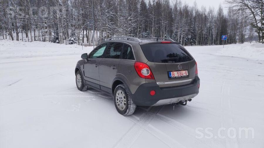 Pelēks Opel Antara 2009 Alūksne, ar dzinēja tilpumu 2.00 L un nobraukumu 0 tūkst. km par 4450 €, foto 4 vietnē AUTOMOTO.COM.LV