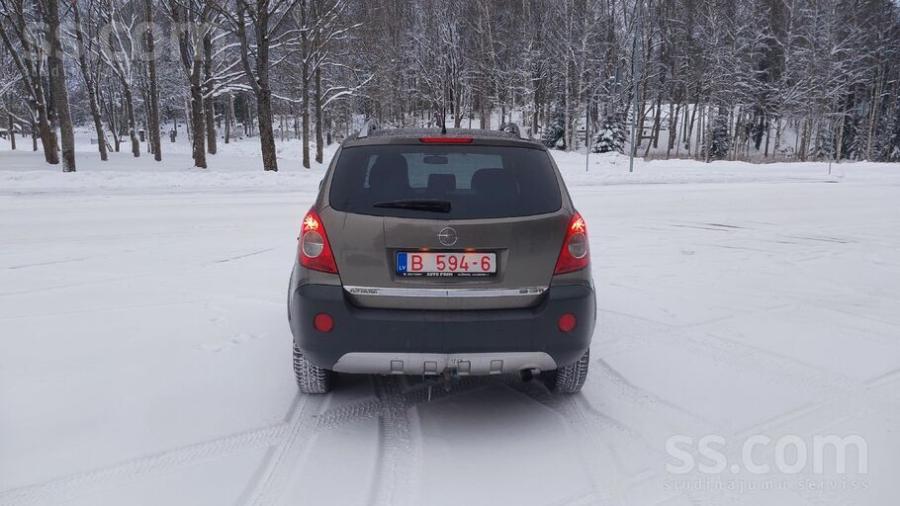 Pelēks Opel Antara 2009 Alūksne, ar dzinēja tilpumu 2.00 L un nobraukumu 0 tūkst. km par 4450 €, foto 5 vietnē AUTOMOTO.COM.LV