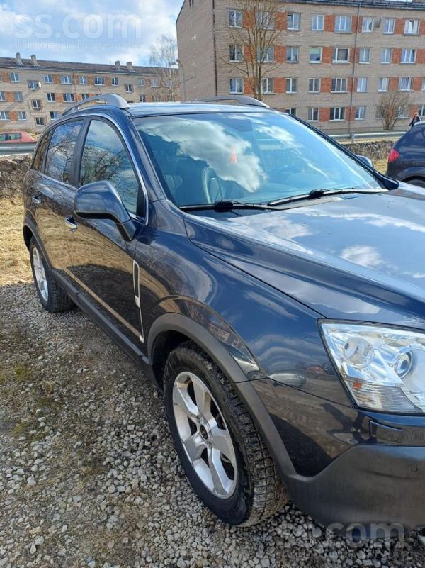 Pelēks Opel Antara 2009 Jēkabpils, ar dzinēja tilpumu 2.00 L un nobraukumu 240 tūkst. km par 4600 €, foto 1 vietnē AUTOMOTO.COM.LV