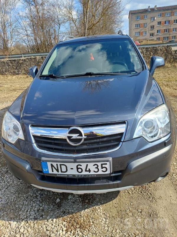 Pelēks Opel Antara 2009 Jēkabpils, ar dzinēja tilpumu 2.00 L un nobraukumu 240 tūkst. km par 4600 €, foto 2 vietnē AUTOMOTO.COM.LV