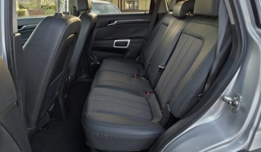 Pelēks Opel Antara 2009 Rīga, ar dzinēja tilpumu 2.00 L un nobraukumu 170 tūkst. km par 5990 €, foto 1 vietnē AUTOMOTO.COM.LV