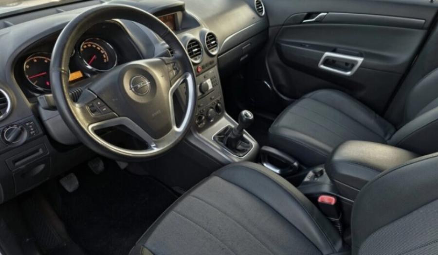 Pelēks Opel Antara 2009 Rīga, ar dzinēja tilpumu 2.00 L un nobraukumu 170 tūkst. km par 5990 €, foto 19 vietnē AUTOMOTO.COM.LV