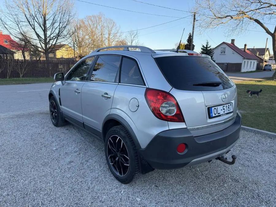 Pelēks Opel Antara 2009 Ventspils, ar dzinēja tilpumu 2.00 L un nobraukumu 263 tūkst. km par 3100 €, foto 7 vietnē AUTOMOTO.COM.LV