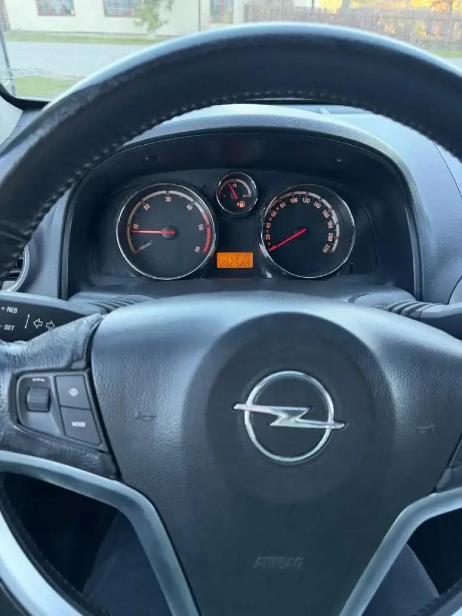 Pelēks Opel Antara 2009 Ventspils, ar dzinēja tilpumu 2.00 L un nobraukumu 263 tūkst. km par 3100 €, foto 13 vietnē AUTOMOTO.COM.LV