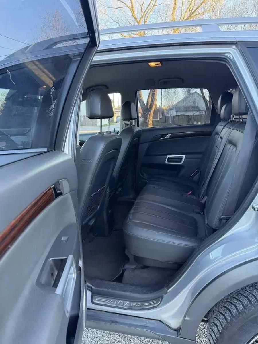 Pelēks Opel Antara 2009 Ventspils, ar dzinēja tilpumu 2.00 L un nobraukumu 263 tūkst. km par 3100 €, foto 20 vietnē AUTOMOTO.COM.LV