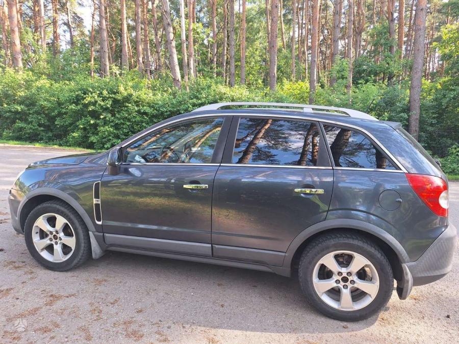 Pelēks Opel Antara 2009 Ukmergė, ar dzinēja tilpumu 3.20 L un nobraukumu 263 tūkst. km par 2500 €, foto 4 vietnē AUTOMOTO.COM.LV