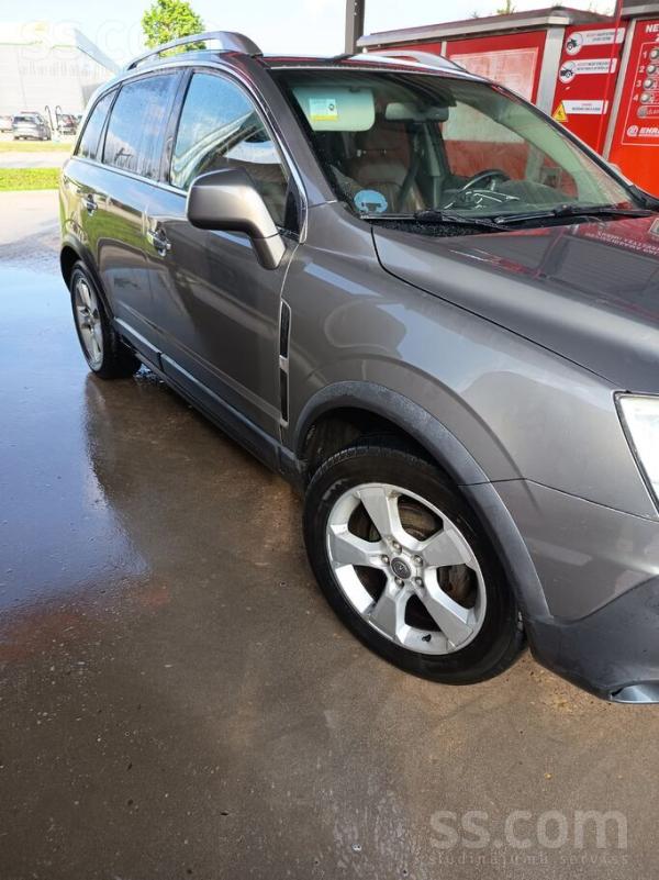 Grey Opel Antara 2009 in Riga, with an engine capacity of 2.00 L and mileage of 265 thousand km for 4500 €, photo 2 on AUTOMOTO.COM.LV
