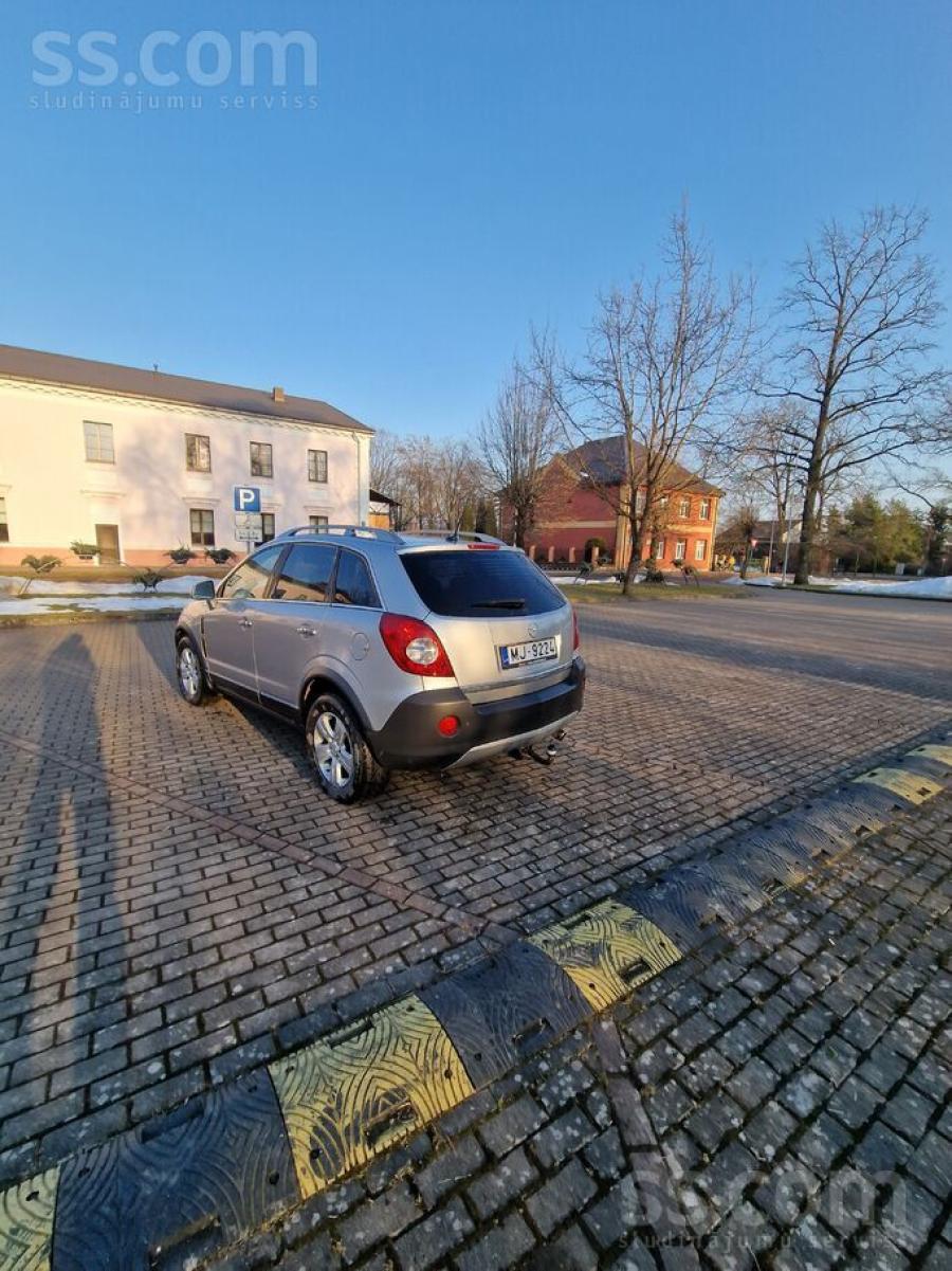 Pelēks Opel Antara 2009 Dobele, ar dzinēja tilpumu 2.00 L un nobraukumu 275 tūkst. km par 2750 €, foto 3 vietnē AUTOMOTO.COM.LV