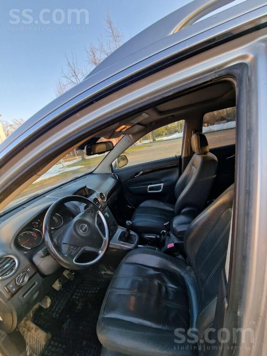 Pelēks Opel Antara 2009 Dobele, ar dzinēja tilpumu 2.00 L un nobraukumu 275 tūkst. km par 2750 €, foto 6 vietnē AUTOMOTO.COM.LV