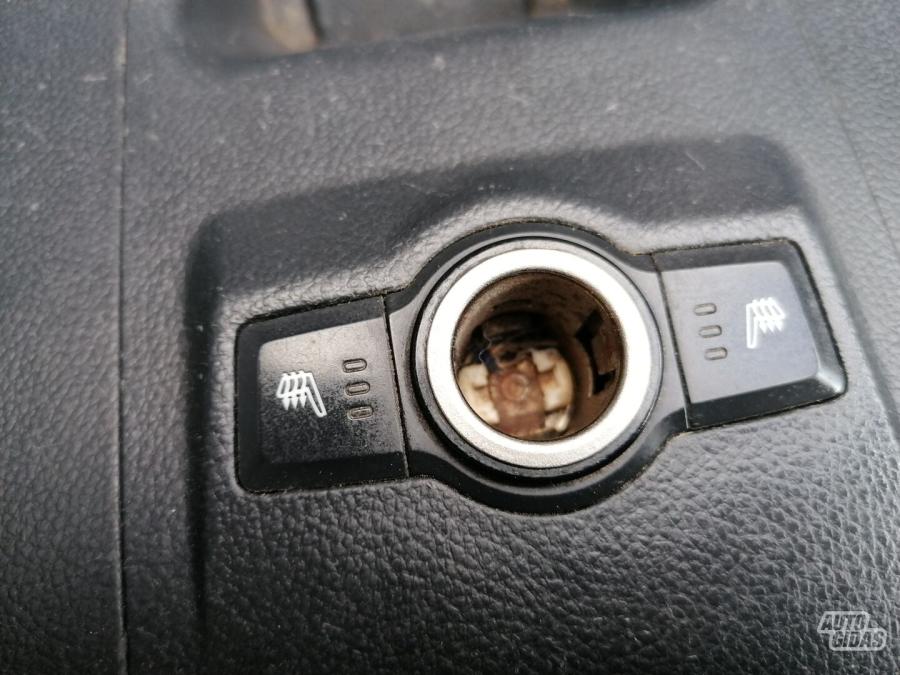 Grey Opel Antara 2009 in Moletai, with an engine capacity of 2.00 L and mileage of 367 thousand km for 1650 €, photo 14 on AUTOMOTO.COM.LV
