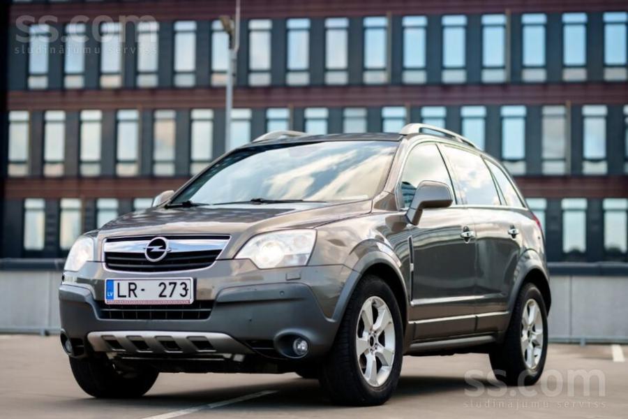 Grey Opel Antara 2009 in Riga, with an engine capacity of 2.00 L and mileage of 288 thousand km for 4450 €, photo 1 on AUTOMOTO.COM.LV
