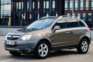 Grey Opel Antara 2009 in Riga, with an engine capacity of 2.00 L and mileage of 288 thousand km for 4450 €, photo 3 on AUTOMOTO.COM.LV
