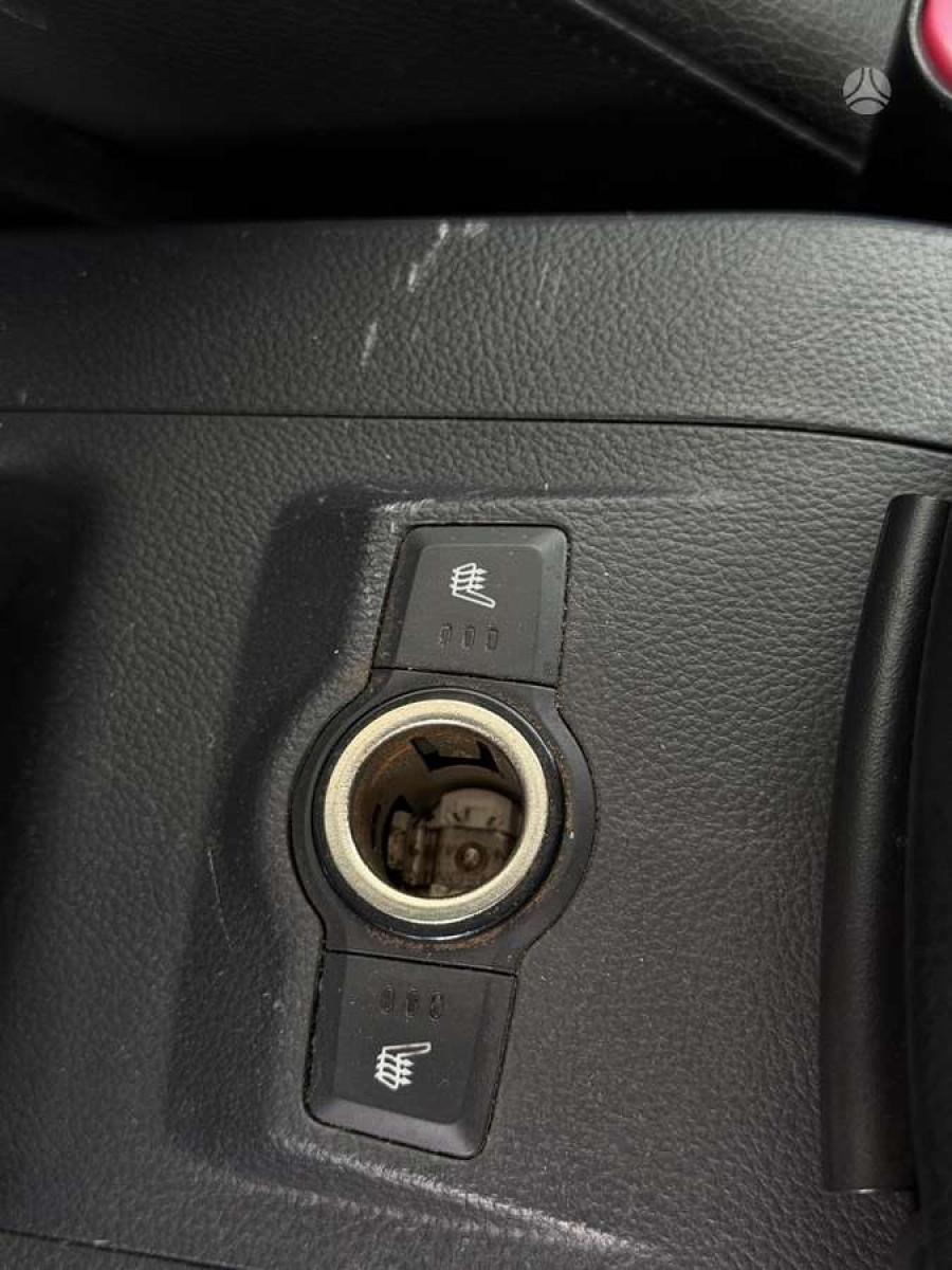 Grey Opel Antara 2009 in Vilnius, with an engine capacity of 1.99 L and mileage of 186 thousand km for 2950 €, photo 15 on AUTOMOTO.COM.LV