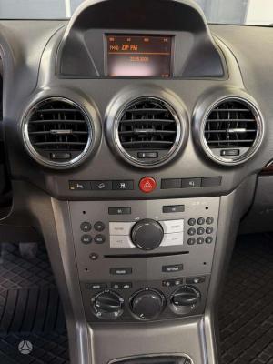 Grey Opel Antara 2009 in Vilnius, with an engine capacity of 1.99 L and mileage of 186 thousand km for 2950 €, photo 17 on AUTOMOTO.COM.LV