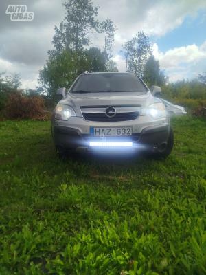 Grey Opel Antara 2009 in Naujoji Akmene, with an engine capacity of 2.00 L and mileage of 250 thousand km for 1500 €, photo 3 on AUTOMOTO.COM.LV