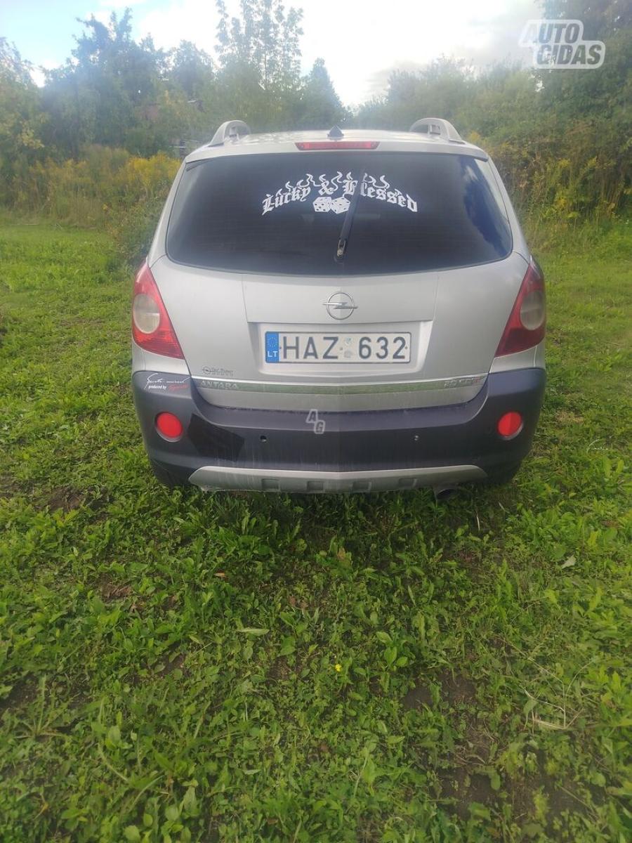 Grey Opel Antara 2009 in Naujoji Akmene, with an engine capacity of 2.00 L and mileage of 250 thousand km for 1500 €, photo 6 on AUTOMOTO.COM.LV