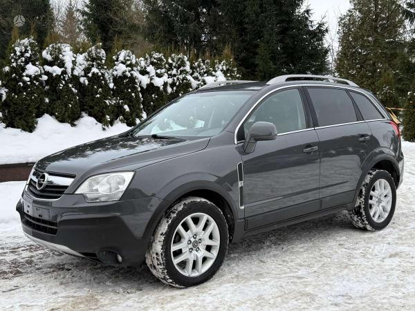Grey Opel Antara 2010 in Utena, with an engine capacity of 1.99 L and mileage of 214 thousand km for 4250 €, photo 1 on AUTOMOTO.COM.LV