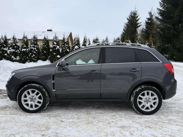 Grey Opel Antara 2010 in Utena, with an engine capacity of 1.99 L and mileage of 214 thousand km for 4250 €, photo 7 on AUTOMOTO.COM.LV