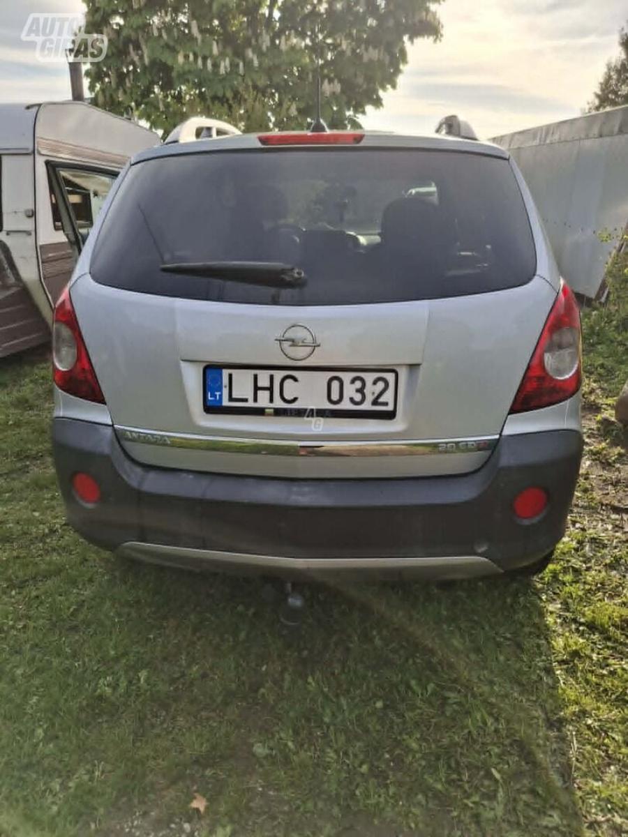 Grey Opel Antara 2010 in Klaipeda, with an engine capacity of 2.00 L and mileage of 200 thousand km for 4100 €, photo 8 on AUTOMOTO.COM.LV