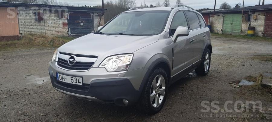 Grey Opel Antara 2010 in Saldus, with an engine capacity of 2.00 L and mileage of 321 thousand km for 4000 €, photo 3 on AUTOMOTO.COM.LV