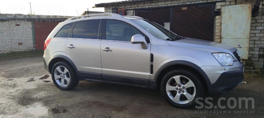 Grey Opel Antara 2010 in Saldus, with an engine capacity of 2.00 L and mileage of 321 thousand km for 4000 €, photo 5 on AUTOMOTO.COM.LV