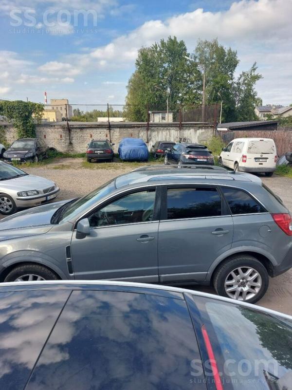 Pelēks Opel Antara 2010 Rīga, ar dzinēja tilpumu 2.00 L un nobraukumu 210 tūkst. km par 2500 €, foto 4 vietnē AUTOMOTO.COM.LV