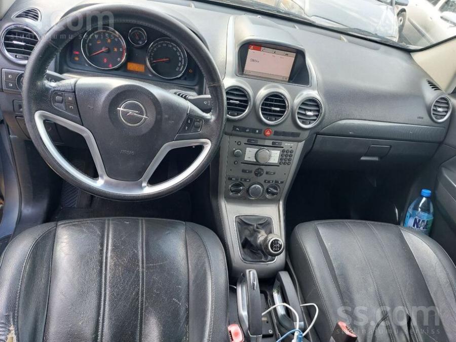 Pelēks Opel Antara 2010 Rīga, ar dzinēja tilpumu 2.00 L un nobraukumu 210 tūkst. km par 2500 €, foto 6 vietnē AUTOMOTO.COM.LV
