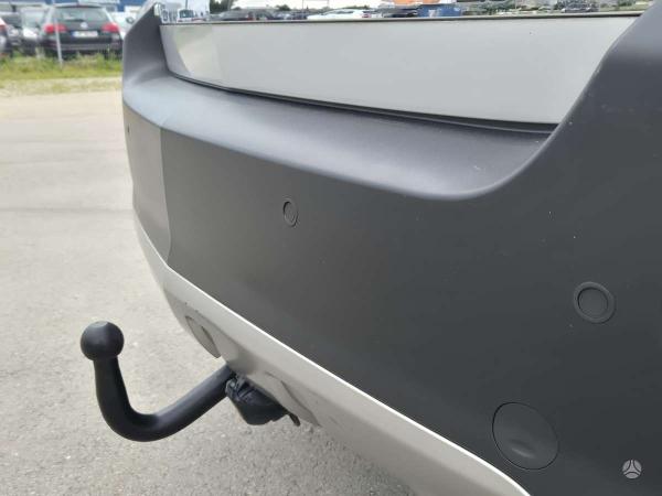 Grey Opel Antara 2010 in Siauliai, with an engine capacity of 1.99 L and mileage of 203 thousand km for 4350 €, photo 9 on AUTOMOTO.COM.LV