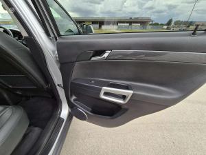 Grey Opel Antara 2010 in Siauliai, with an engine capacity of 1.99 L and mileage of 203 thousand km for 4350 €, photo 32 on AUTOMOTO.COM.LV
