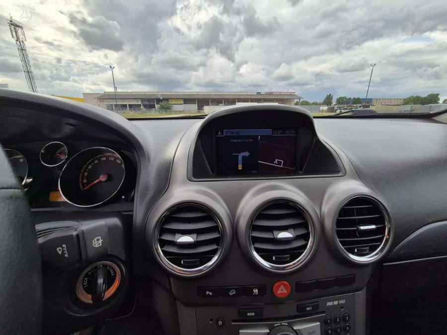 Grey Opel Antara 2010 in Siauliai, with an engine capacity of 1.99 L and mileage of 203 thousand km for 4350 €, photo 37 on AUTOMOTO.COM.LV