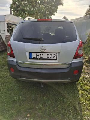 Grey Opel Antara 2010 in Klaipeda, with an engine capacity of 1.99 L and mileage of 200 thousand km for 3700 €, photo 4 on AUTOMOTO.COM.LV
