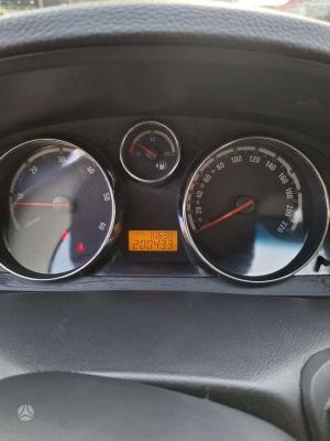 Grey Opel Antara 2010 in Klaipeda, with an engine capacity of 1.99 L and mileage of 200 thousand km for 3700 €, photo 15 on AUTOMOTO.COM.LV