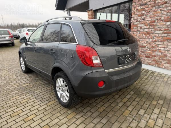 Grey Opel Antara 2011 in Talsi, with an engine capacity of 2.20 L and mileage of 205 thousand km for 5970 €, photo 3 on AUTOMOTO.COM.LV