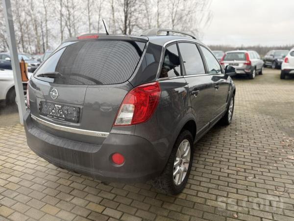 Grey Opel Antara 2011 in Talsi, with an engine capacity of 2.20 L and mileage of 205 thousand km for 5970 €, photo 5 on AUTOMOTO.COM.LV