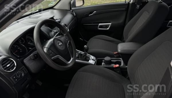 Pelēks Opel Antara 2011 Talsi, ar dzinēja tilpumu 2.20 L un nobraukumu 177 tūkst. km par 4000 €, foto 2 vietnē AUTOMOTO.COM.LV