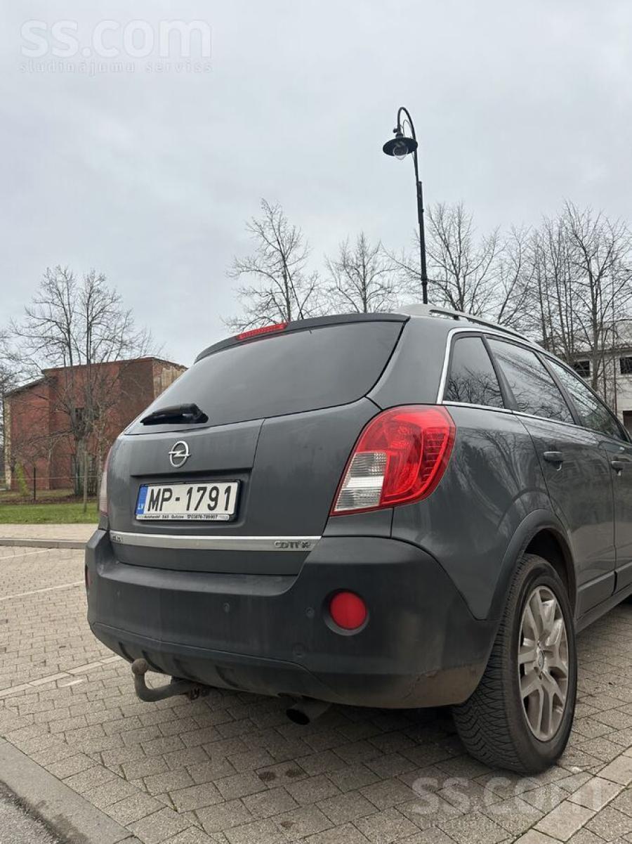 Grey Opel Antara 2011 in Jurmala, with an engine capacity of 2.20 L and mileage of 297 thousand km for 5800 €, photo 3 on AUTOMOTO.COM.LV