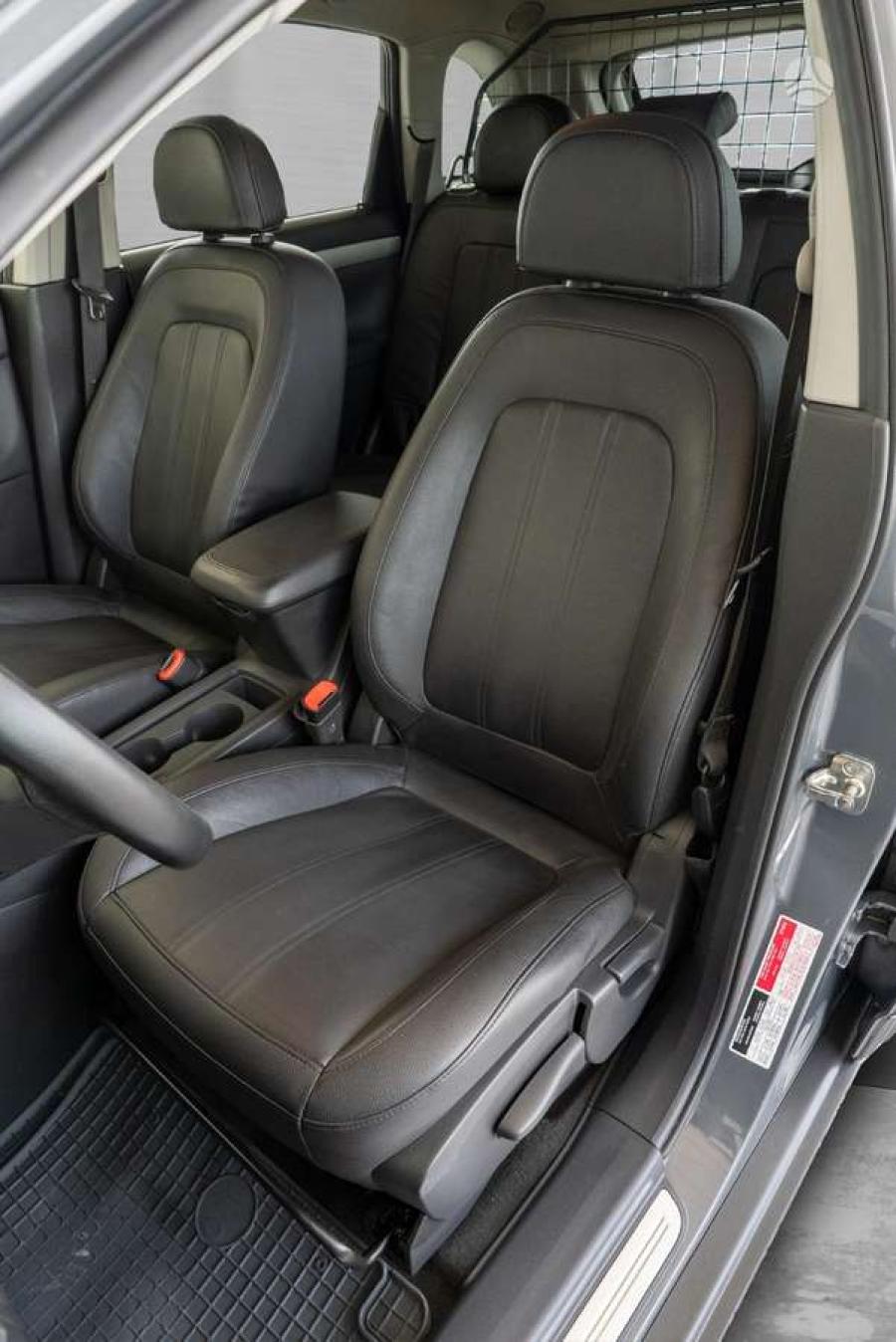 Pelēks Opel Antara 2011 Marijampole, ar dzinēja tilpumu 2.23 L un nobraukumu 183 tūkst. km par 4750 €, foto 26 vietnē AUTOMOTO.COM.LV