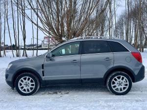 Grey Opel Antara 2011 in Silute, with an engine capacity of 2.38 L and mileage of 174 thousand km for 3999 €, photo 7 on AUTOMOTO.COM.LV