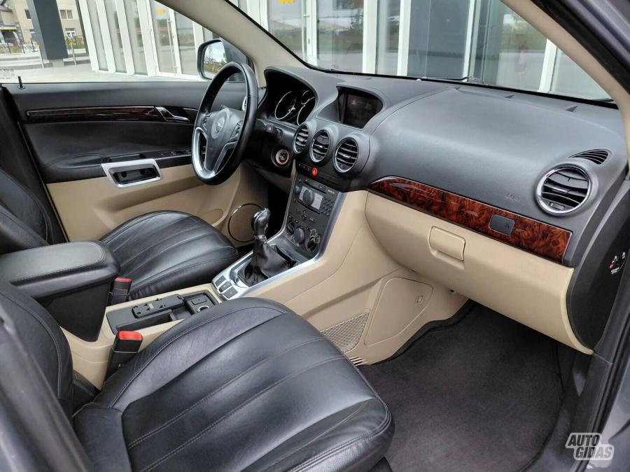 Pelēks Opel Antara 2011 Viļņa, ar dzinēja tilpumu 2.20 L un nobraukumu 218 tūkst. km par 4200 €, foto 13 vietnē AUTOMOTO.COM.LV