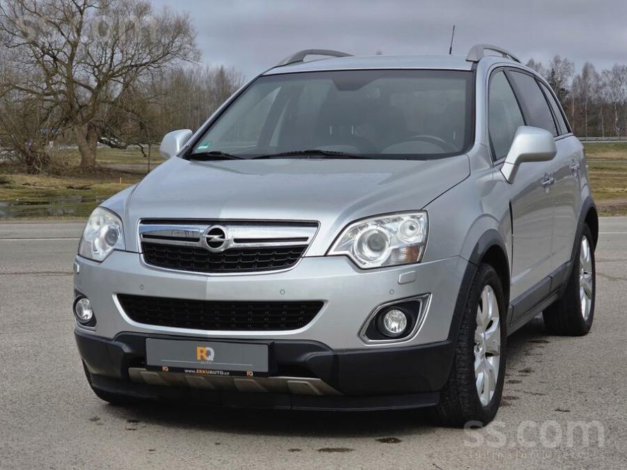 Grey Opel Antara 2011 in Liepaja, with an engine capacity of 2.20 L and mileage of 261 thousand km for 5450 €, photo 1 on AUTOMOTO.COM.LV
